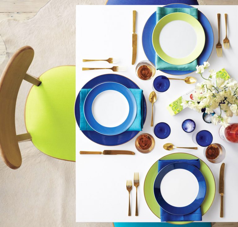 How to Decorate Dining Table for Everyday