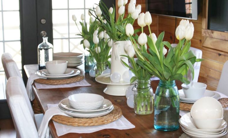 How to Decorate Dining Table for Everyday