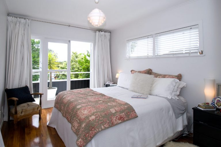 Bedroom Design Ideas with Small Space