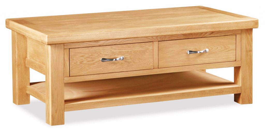 Three Good Reasons to Choose Oak Furniture to Beautify Your House