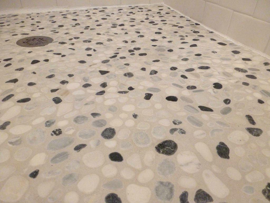 Riverstone Shower Floor in Mid Century Style