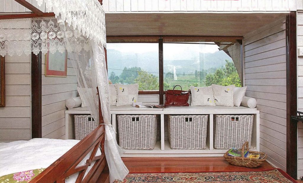 10 Smart Storage Solution for Small Space