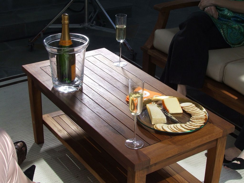 5 Easy And In Budget Homemade Coffee Table Idea