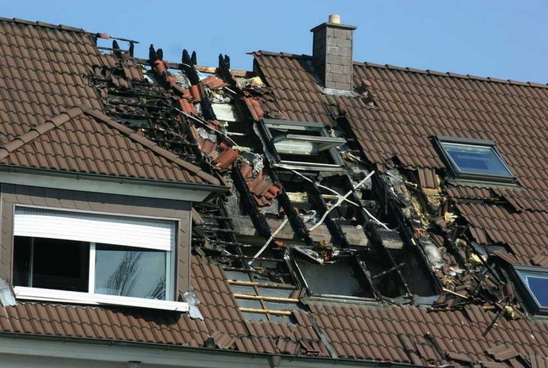Wind Damage to Roof Houses: How to Prevent it?
