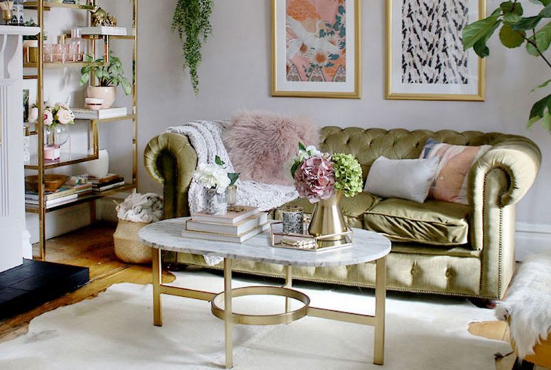 Tips and Trick to Set Trendy Coffee Table Centerpiece